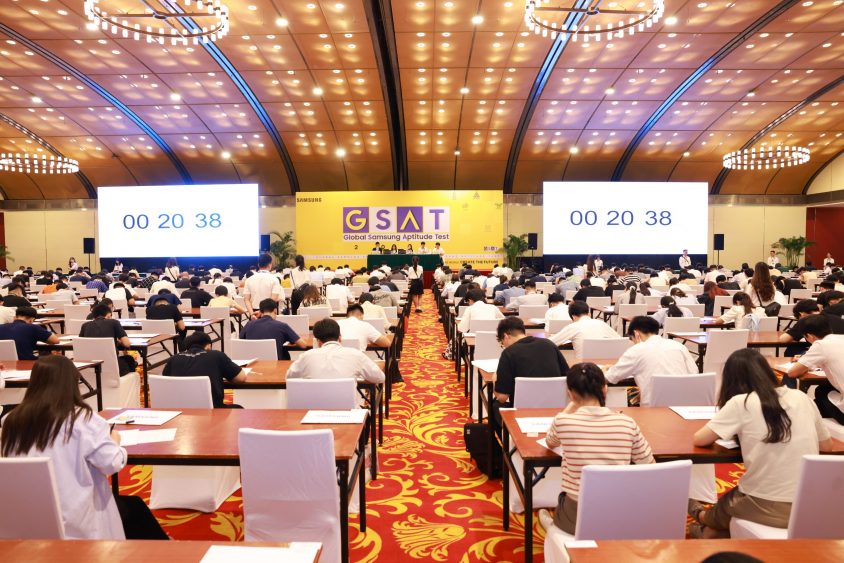 Samsung Việt Nam Tổ Chức Tuyển Dụng Kỹ Sư, Cử Nhân Quy Mô Lớn Đợt 1, Năm 2024 – Samsung Newsroom ...