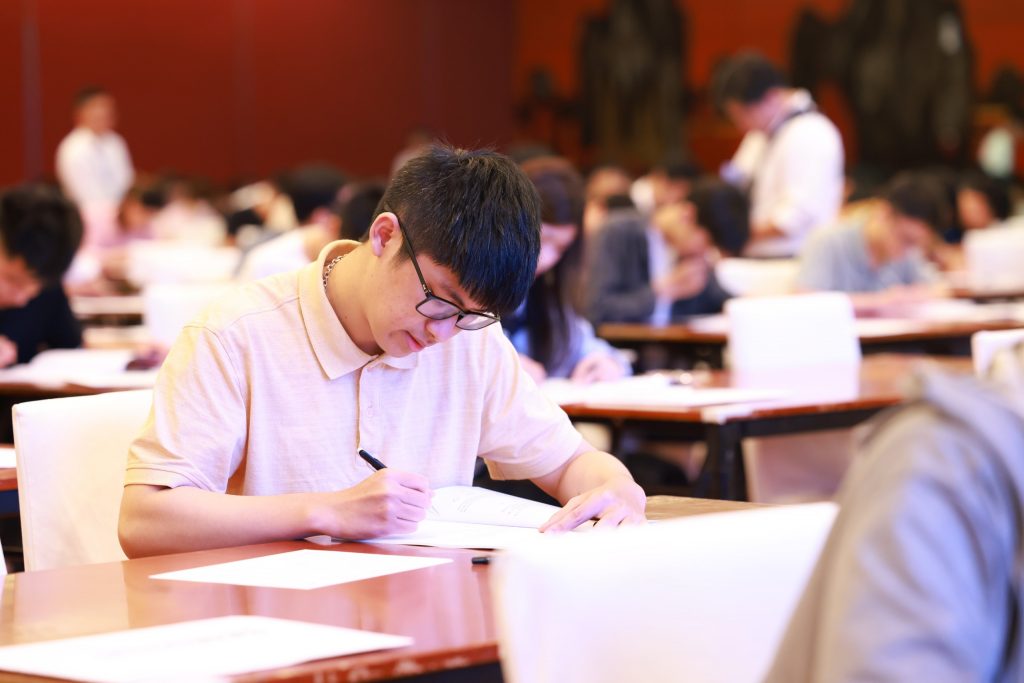 Samsung Việt Nam Tổ Chức Tuyển Dụng Kỹ Sư, Cử Nhân Quy Mô Lớn Đợt 1, Năm 2024 – Samsung Newsroom ...