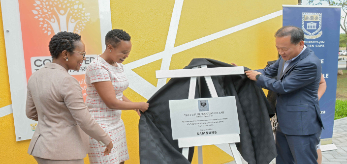 Samsung and UWC spark digital transformation to empower youth – Samsung ...