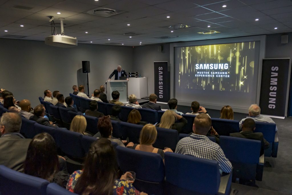 Samsung partners with Mustek to launch a one of its kind Experience ...
