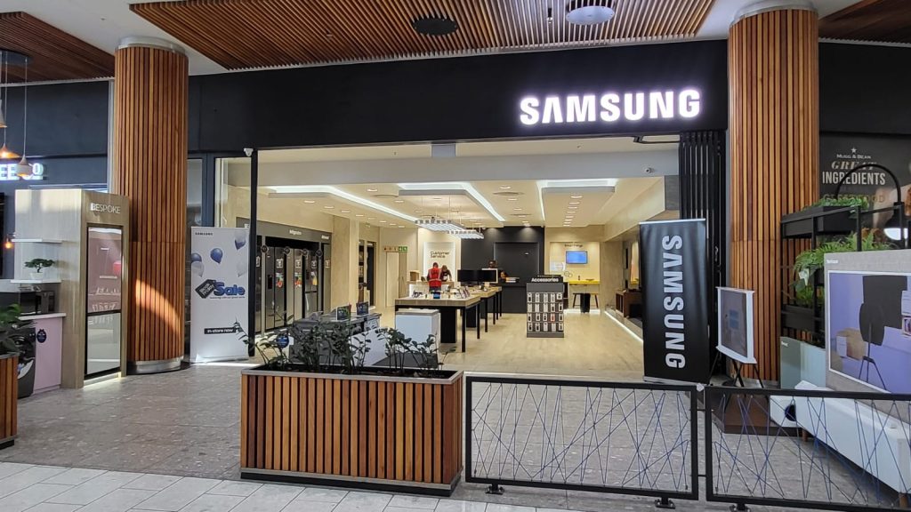 Samsung opens a new, innovative store in Table Bay – Samsung Newsroom ...